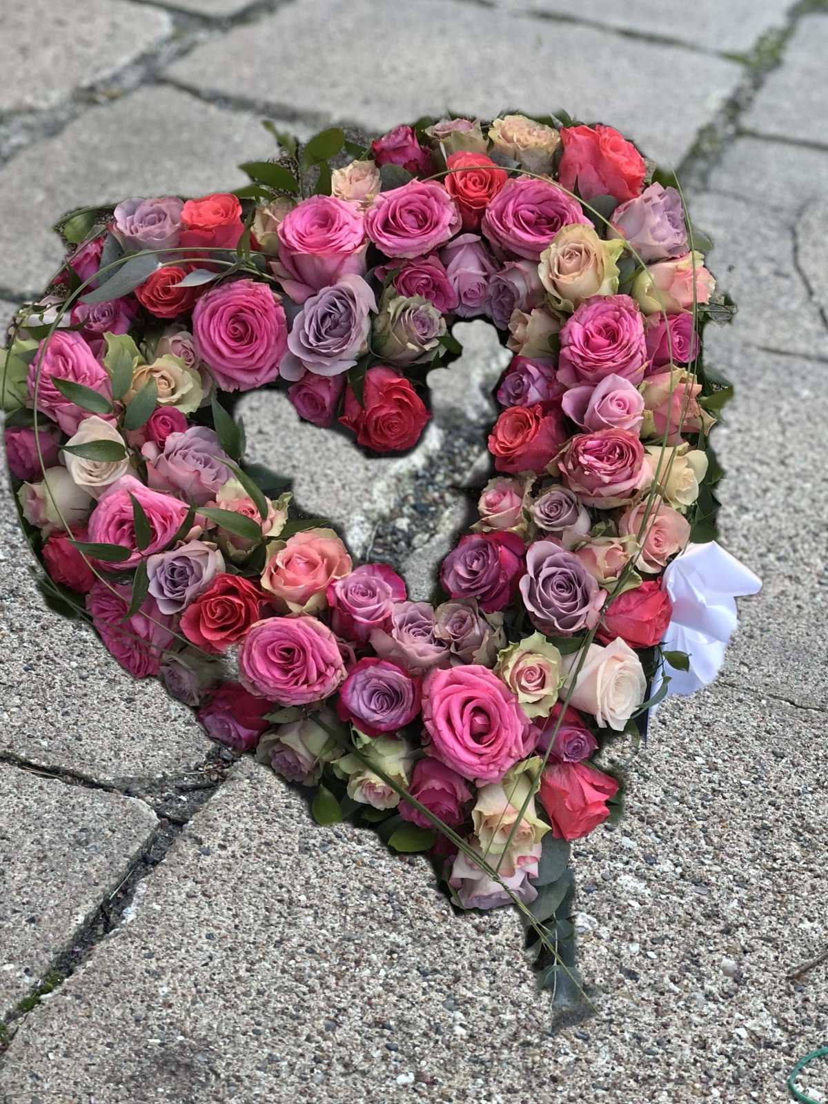 ROSA/PINK OASIS HJERTE - Oasis hjerte - Rokoko Blomster v/Charlott Strauss